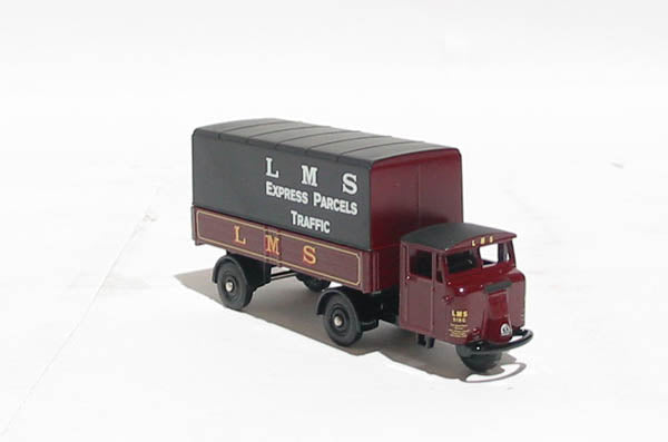 DG199005 CORGI LLEDO Scammell Mechanical Horse with box trailer "LMS ...