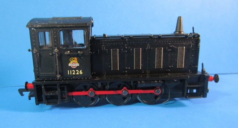 31-335-P01 BACHMANN Class 04 Shunter 11226 in BR Black Livery with Ear ...
