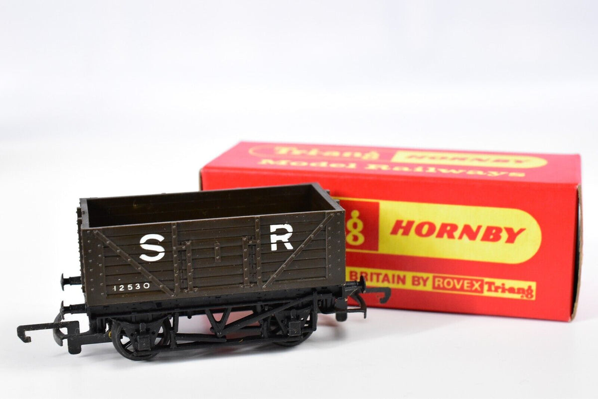 R10 HORNBY 7 Plank SR Wagon - BOXED – my british model trains