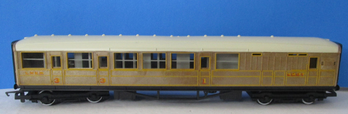 R478 HORNBY LNER Gresley Brake coach teak 4237 - UNBOXED – my british ...