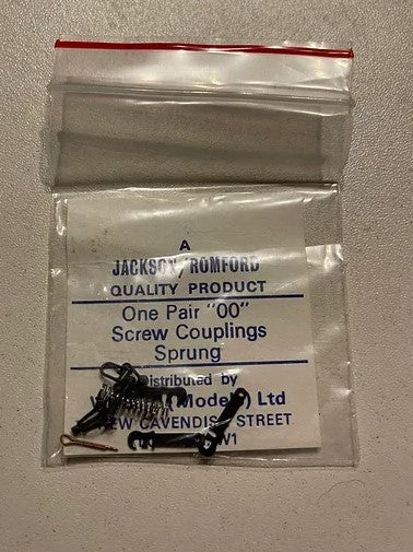 MCOUPS MARKITS Screw Link Couplings – my british model trains